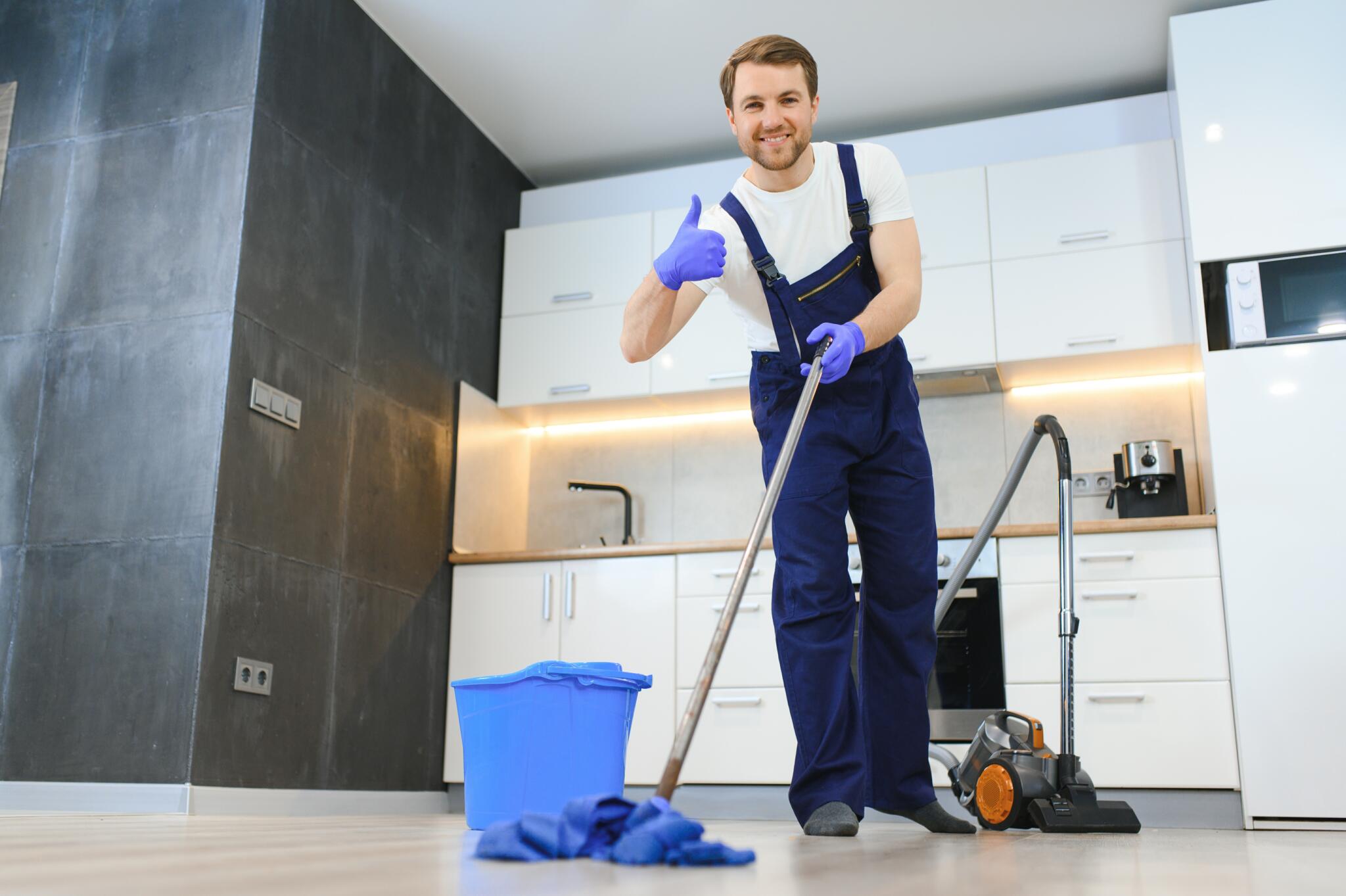 DubaiClean | Professional Cleaning & Technical Services